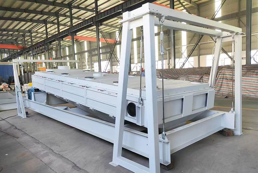 Side-assembly gyratory screens and vibrating feeders were delivered to ...